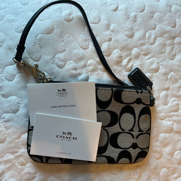 Coach | Accessories | Vintage Genuine Coach Wristlet With Care Card ...